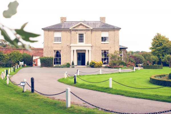 Fennes - Venues.org.uk